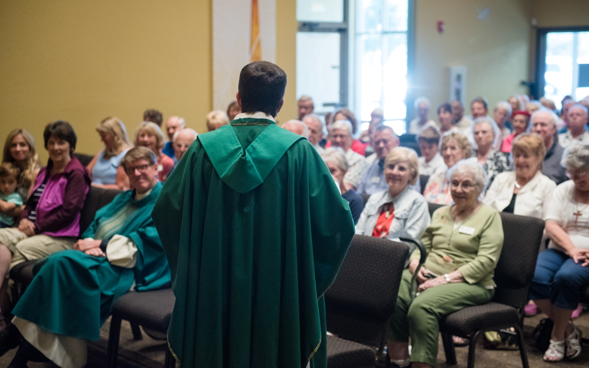 Photo Gallery - Holy Communion